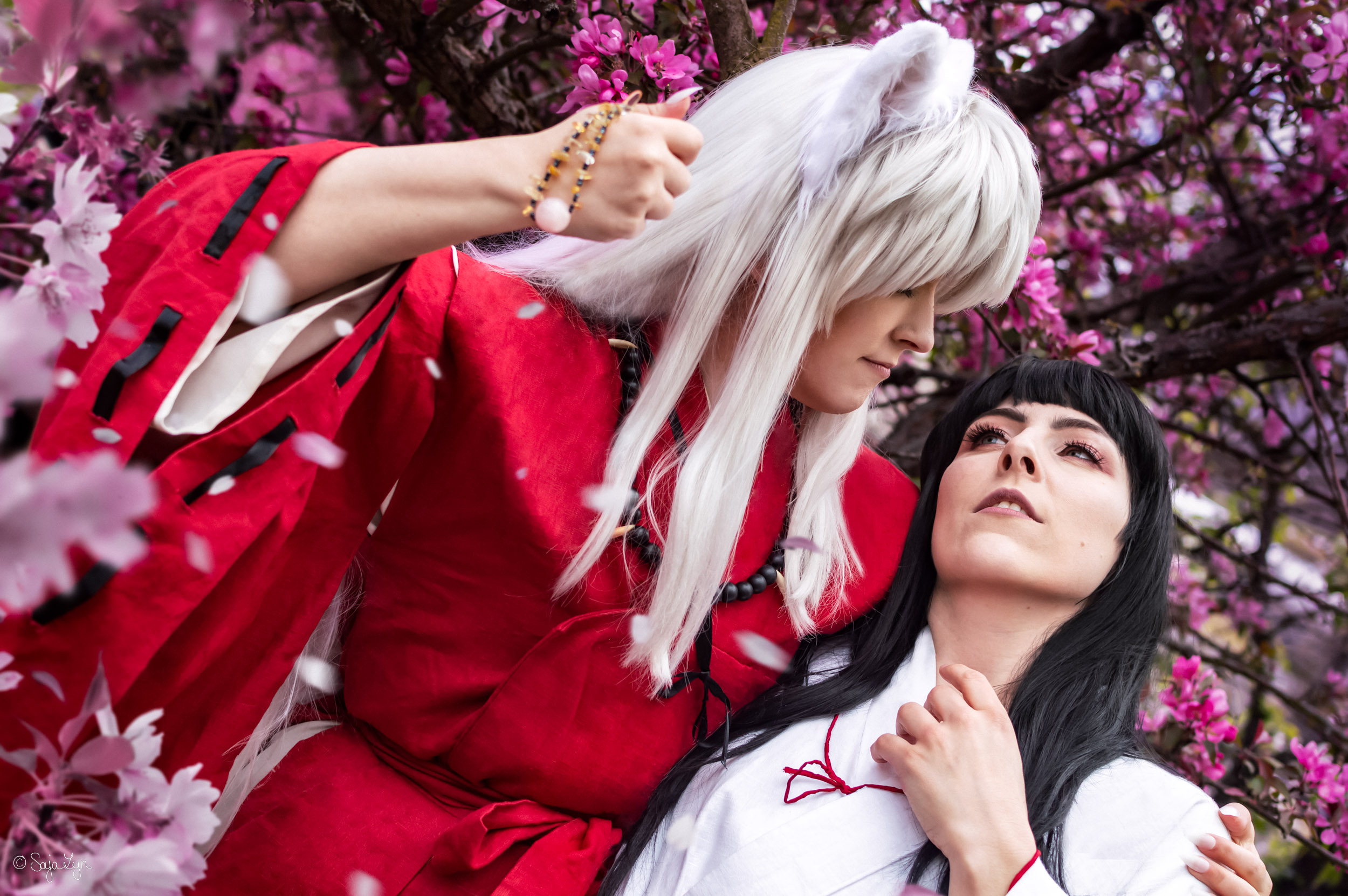 Auf Tuchfühlung: Dein Cosplay-Partner und du • SajaLyn