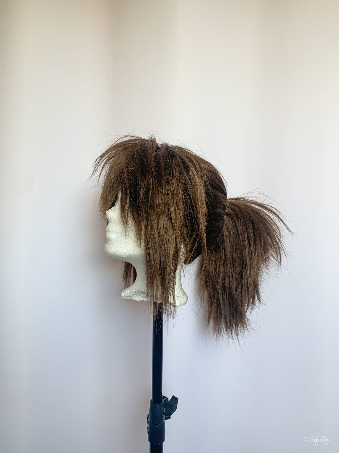 Tutorial - Catra Perücke stylen • SajaLyn