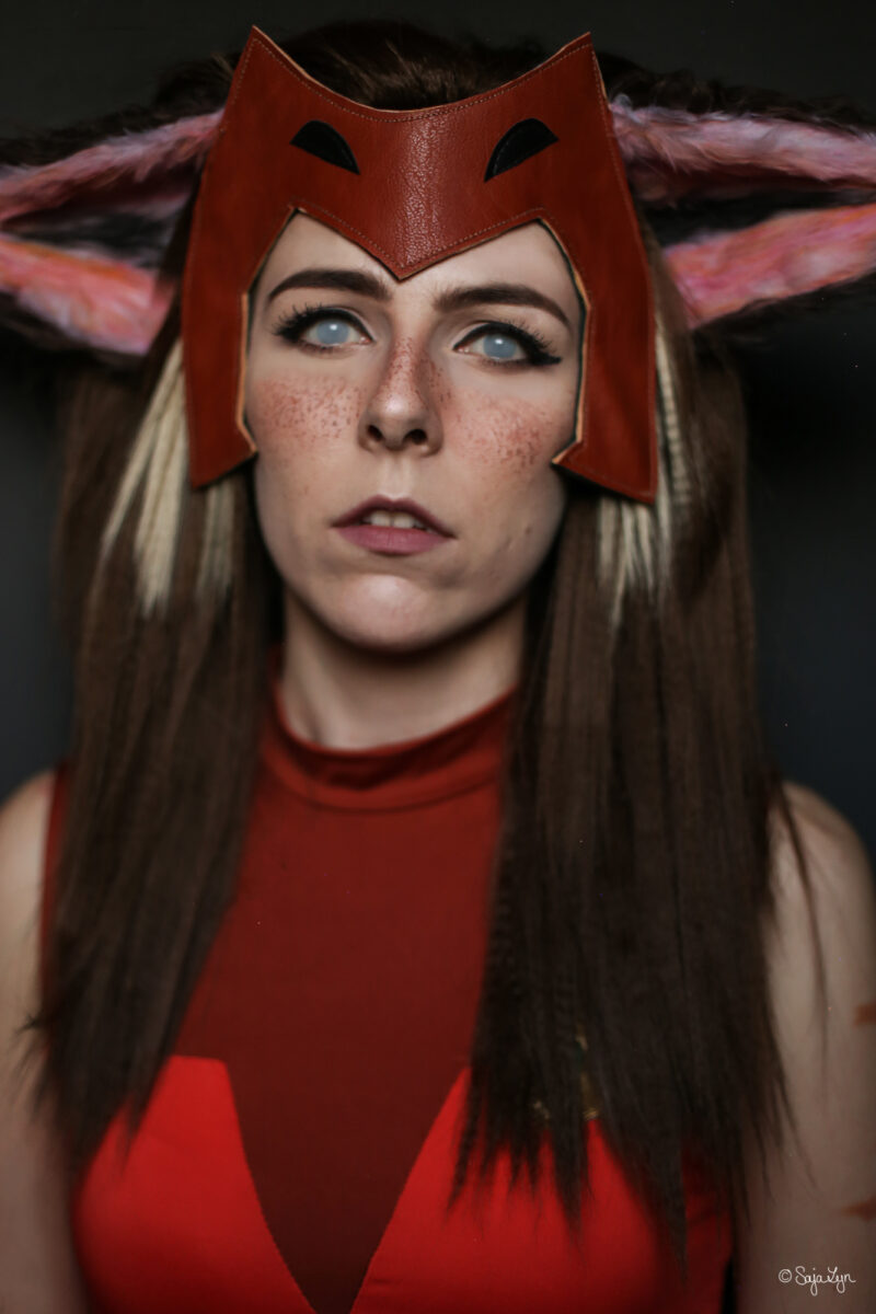 Tutorial - Catra Perücke stylen • SajaLyn